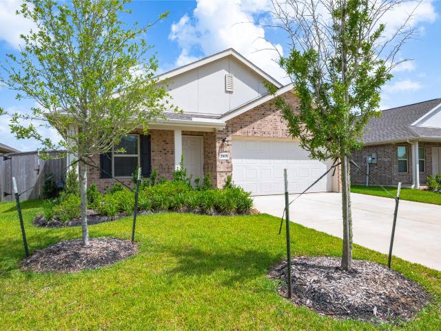 2805 Fountain Woods Drive