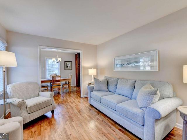 2805 Homeland Drive