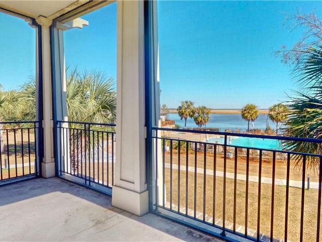 2805 River Oaks Drive