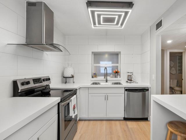 2805 SW 22nd Ave, Unit 104, Delray Beach, FL 33445 | MLS #R11152 | Compass