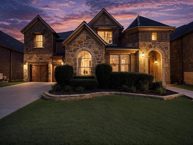2805 Walnut Creek Lane