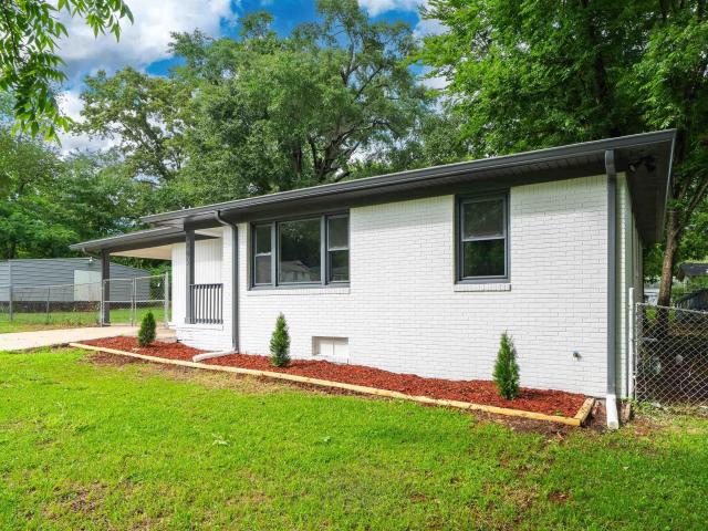 2805 20Th Street N