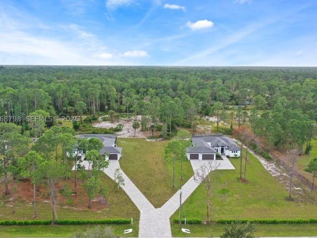2806/2 Golden Gate Blvd W, Naples, FL 34117