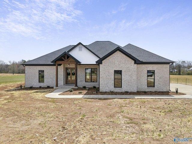 28062 Nuke Whitt Ln, Ardmore, AL 35739