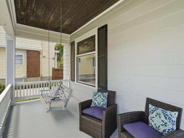 2806 Madison Road