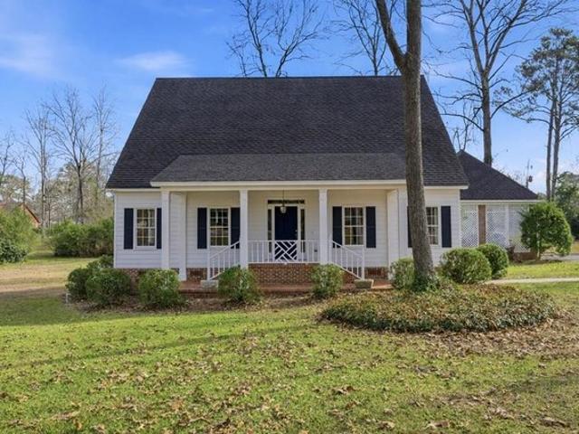 2806 N Doublegate Dr, Albany, GA 31721