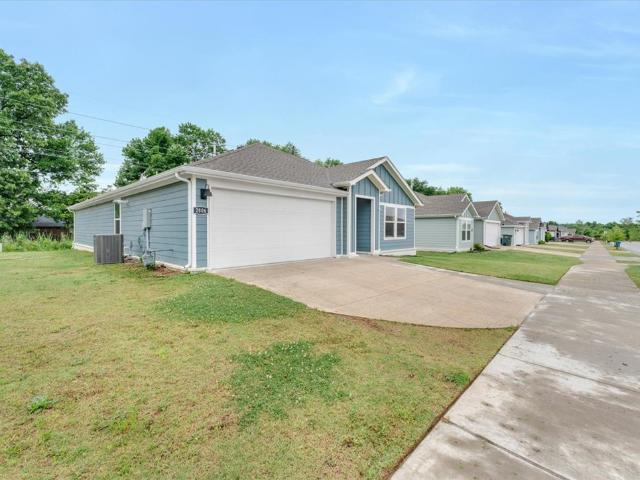 2806 N Snowball Drive