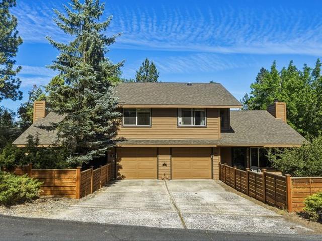 2806 NE Lotno Dr, Bend, OR 97701