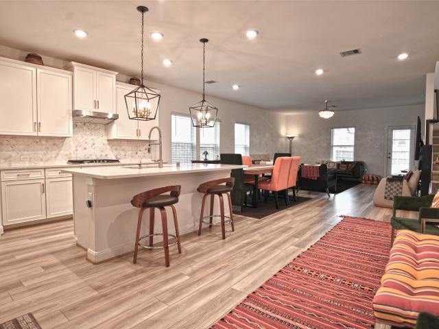 2806 Oakheath Crest Court