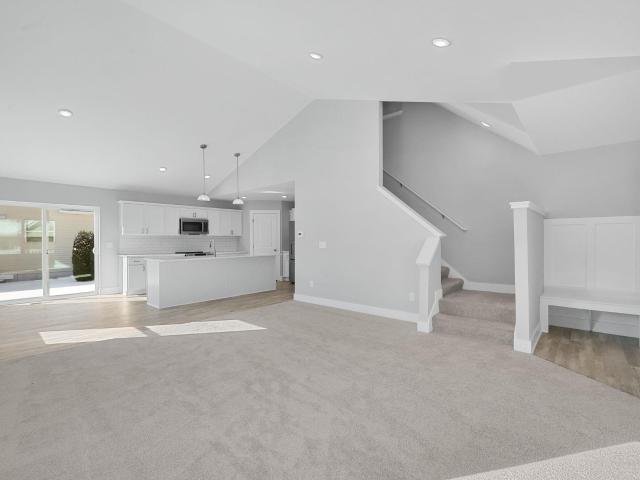 2806 Opal Court
