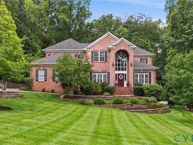 2806 Aylesford Dr, Midlothian, VA 23113