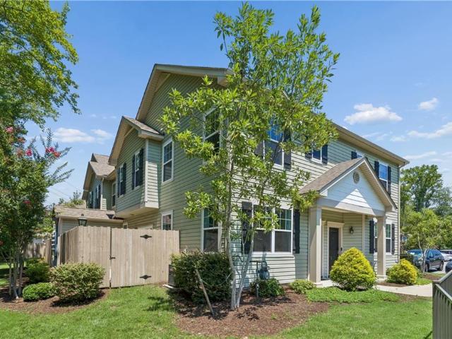 2806 Baldwin DR
