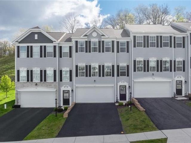 2806 Canterbury Dr, Imperial, PA 15126