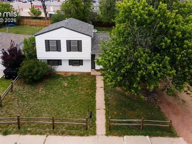 2806 Casden Cir, Colorado Springs, CO 80909