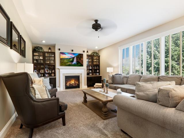 2806 Cole Lane