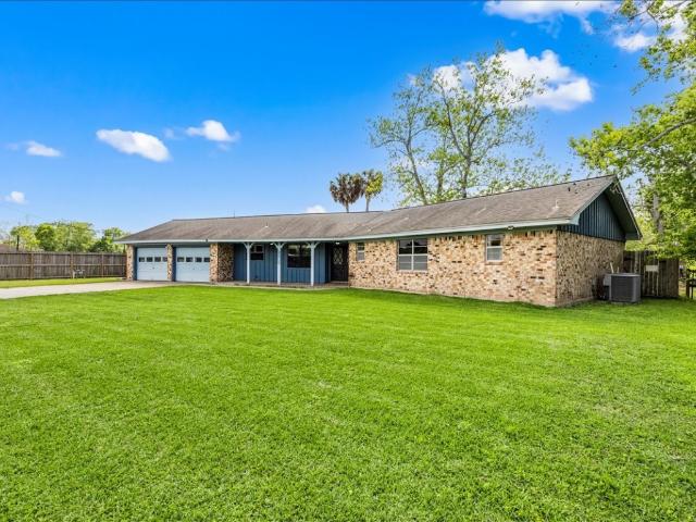 2806 Fm 646 Road N