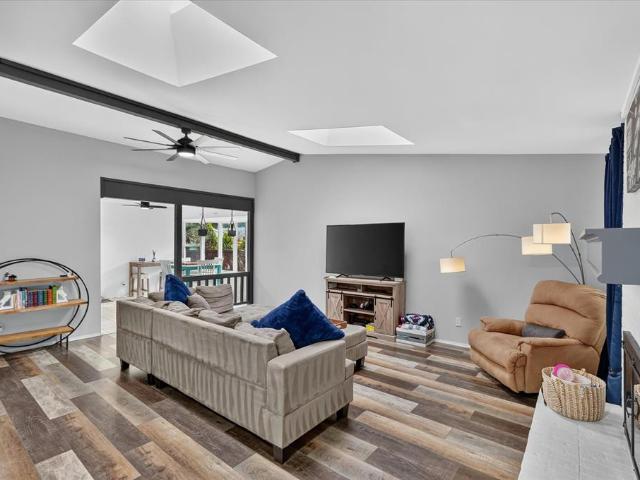 2806 Holy Cross Lane