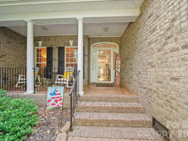 2806 Iveywood Drive