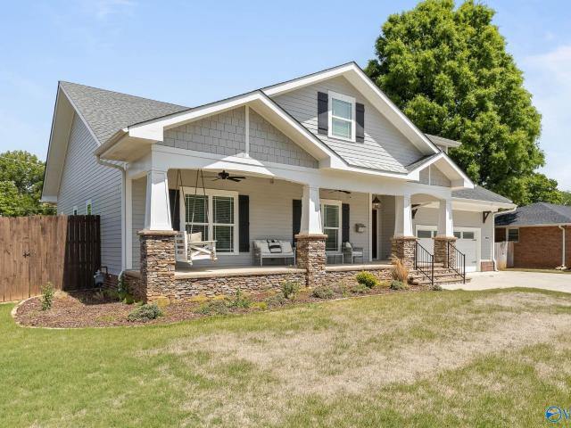 2806 Irwin Road SW