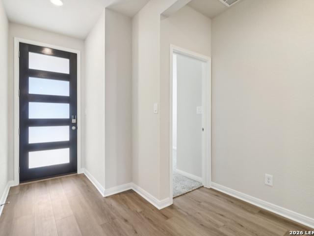 2806 Junction Bay