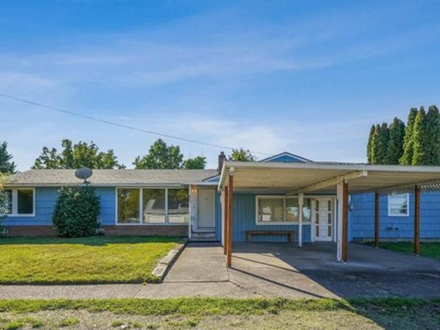 2806 Livingston 2808 St NE, Salem, OR 97301