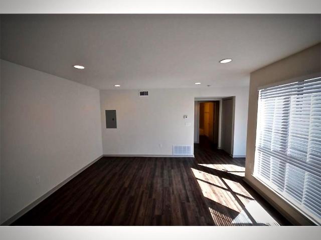 2806 Reagan St, Unit 209, Dallas, TX 75219 | MLS #21179 | Compass