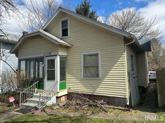 2806 S Michigan St, South Bend, IN 46614 | MLS #202610 | Compass