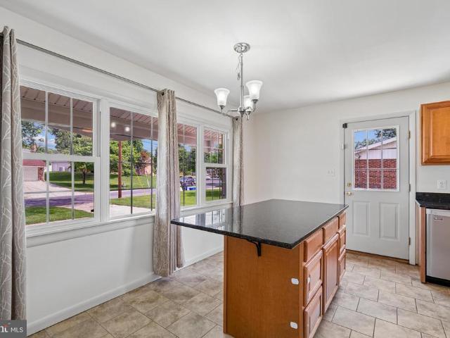 2806 Vixen Lane