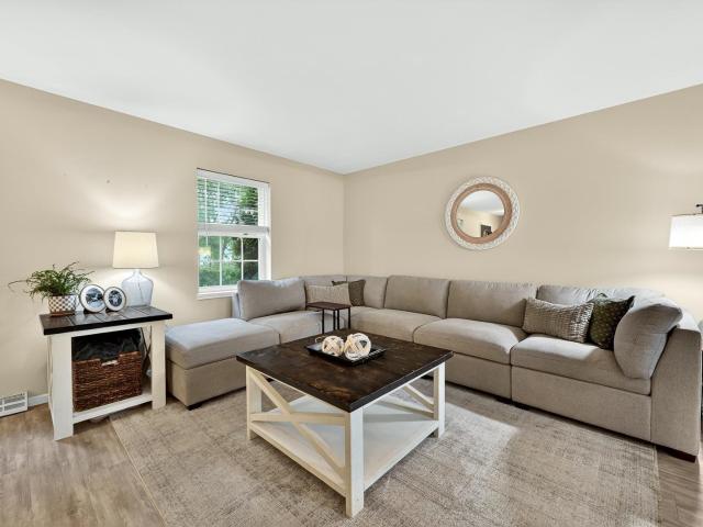 2806 Wayland Drive