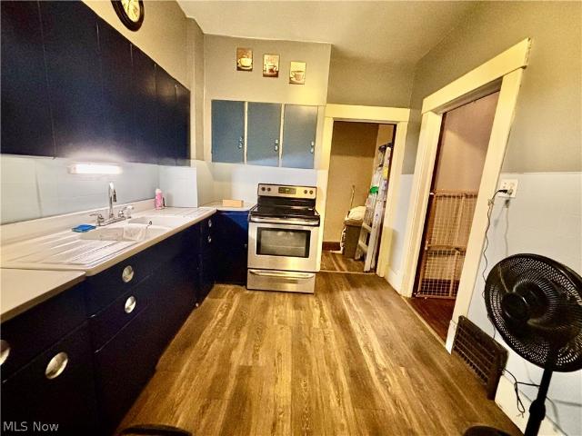 2806 3rd Street NE