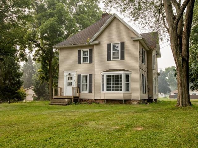 2807 McCain Rd, Jackson, MI 49203