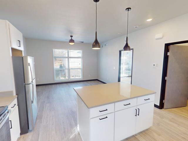 2807 Oakland