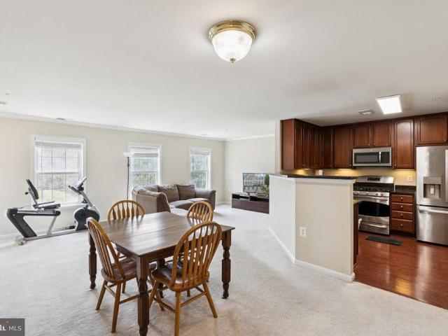 2807 Chinkapin Oak Lane