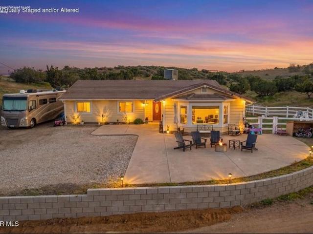 2807 Clanfield St, Acton, CA 93510
