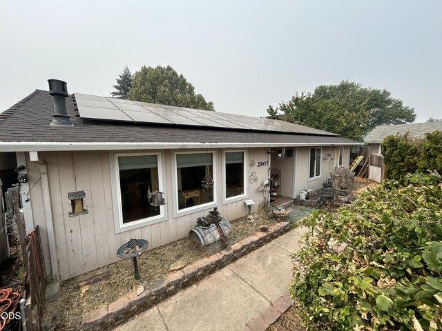2807 Hammer Ct, Medford, OR 97501