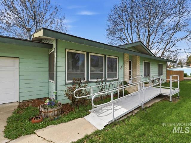 2807 Port St, Nampa, ID 83687 | MLS #98980 | Compass
