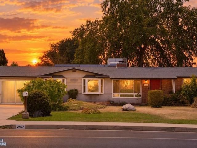 2807 University Ave, Bakersfield, CA 93306