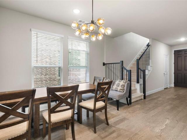 2807 Woodland Court