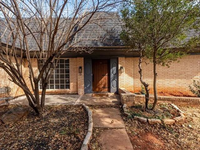2808 NW 115th Pl, Oklahoma City, OK 73120