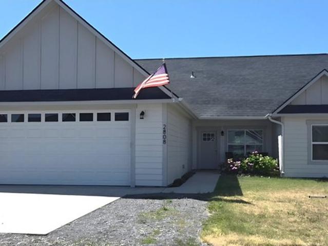 2808 Athens Ct, La Grande, OR 97850
