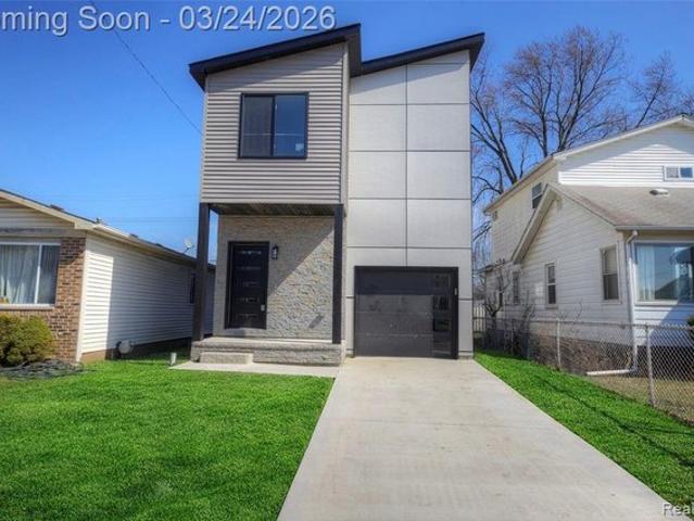 2808 Goodrich St, Ferndale, MI 48220