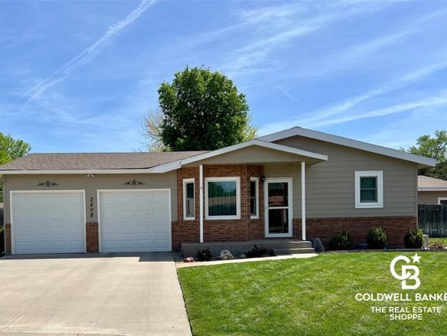 2808 Kris Pl, Garden City, KS 67846