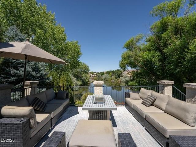 2808 Silverton Way, Sparks, NV 89436