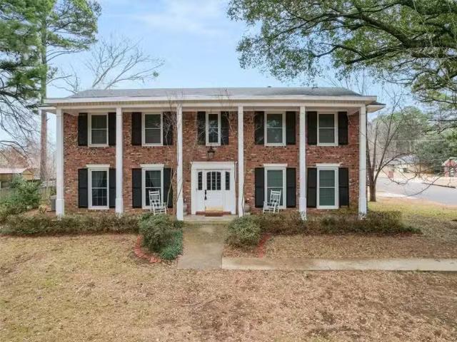 2808 Tryon Rd, Longview, TX 75605