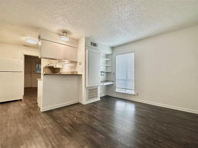 2808 Whitis Ave, Unit C205, Austin, TX 78705 | MLS #3054