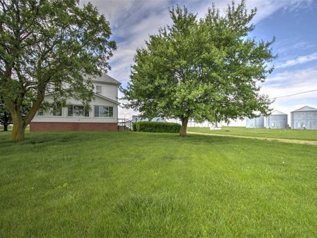 2809 N 1500 East Rd, Moweaqua, IL 62550