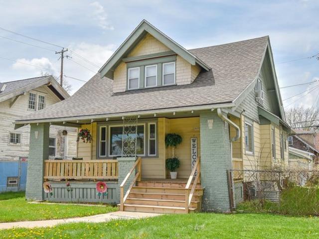 2809 N 38th St, Milwaukee, WI 53210