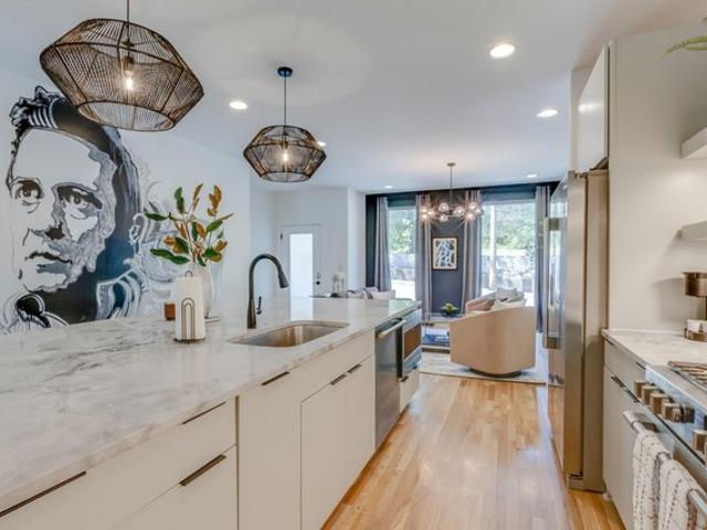 2809 Delaware Ave Apt 203, Nashville, TN 37209