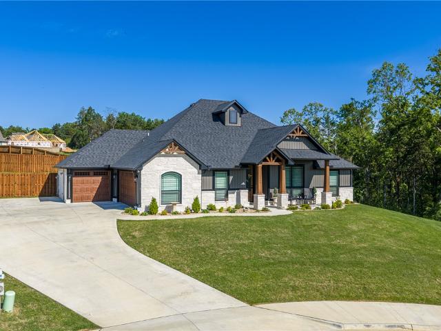 2809 Leonards Way