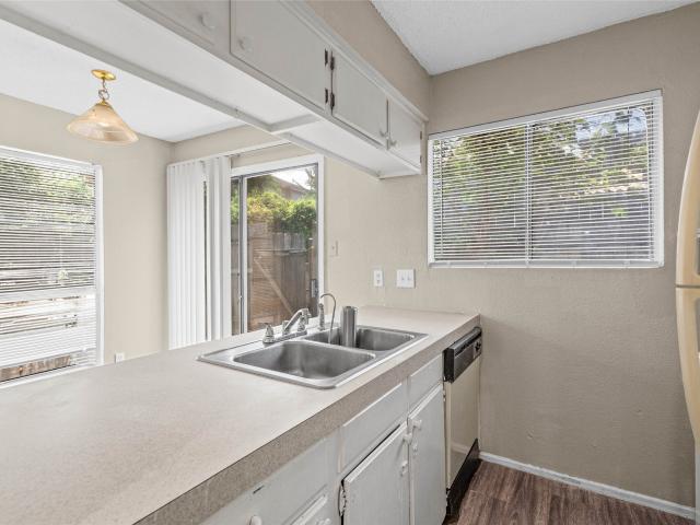 2809 Parker Ln, Unit D, Austin, TX 78741 | MLS #4760